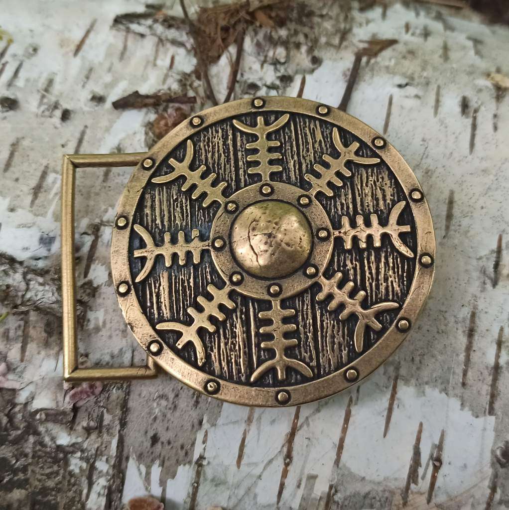 Viking shield with Helm of Awe custom belt buckle for men – WikkedKnot ...